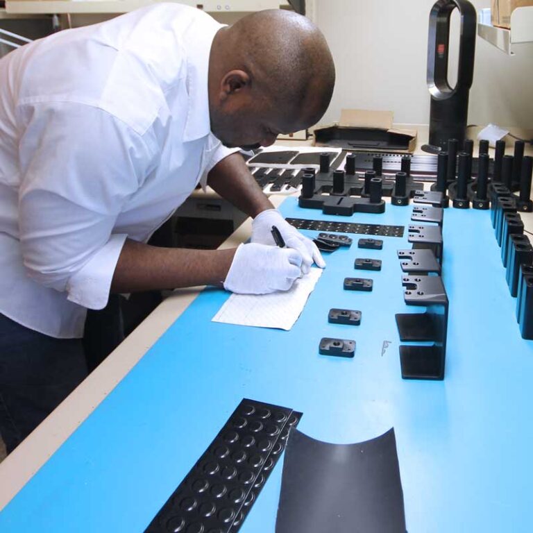 Manufacturing - Fast, Accurate, Reliable Eye Tracking